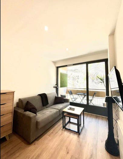 Appartement 1 pièce à Madeleine, Nice, à louer