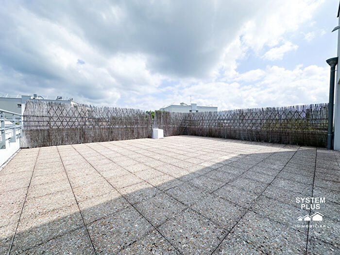 Appartement à vendre - Brétigny-sur-Orge, La Roseraie - 4 pièces - 3 chambres