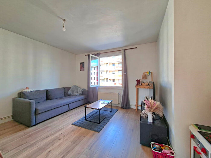 Appartement à vendre - Thonon-les-Bains - 3 pièces - 2 chambres