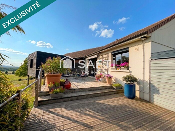 Maison 5 pièces à Moulins-le-Carbonnel, à vendre