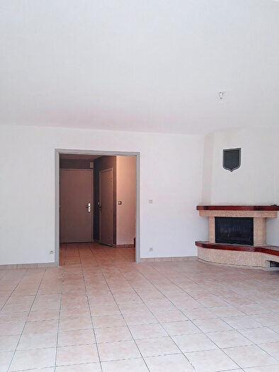 Maison à louer - Châtillon, Savoie, Brossolette - 5 pièces - 3 chambres