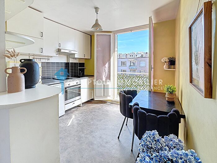 Appartement à vendre - Grenoble - 4 pièces - 2 chambres