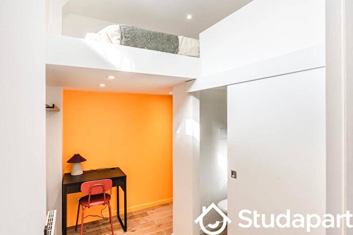 Coteau-Malassis, Vitry-sur-Seine : Appartement 1 pièce à louer