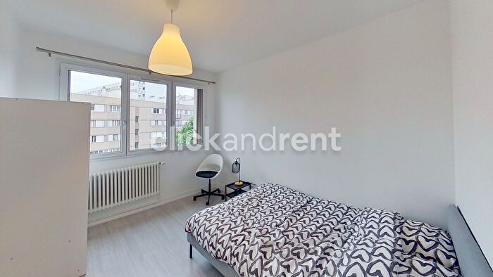 Appartement à louer - Aubervilliers, Firmin Génier, Sadi Carnot - 4 pièces - 3 chambres