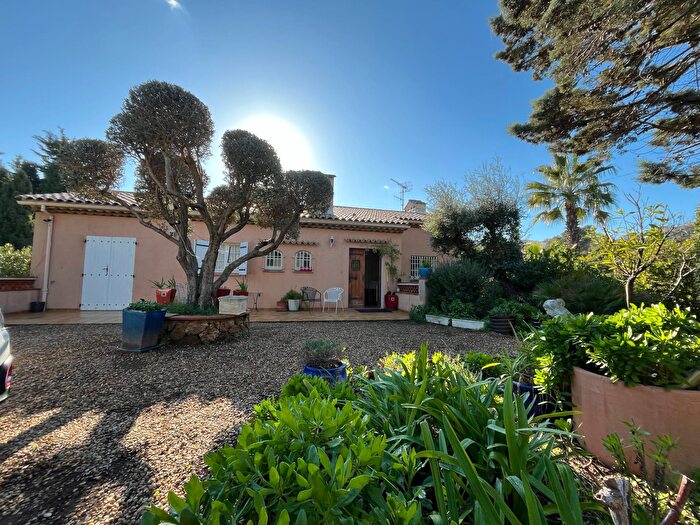 Maison 9 pièces à vendre - Fréjus, Saint-Aygulf