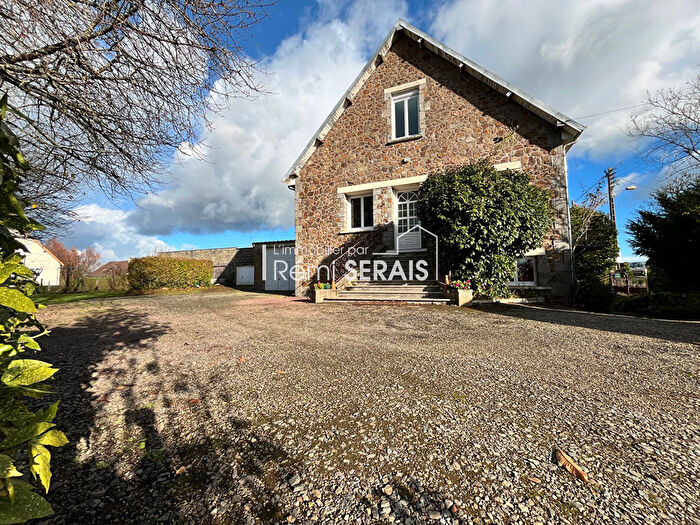 Maison à vendre - Saint-Georges-des-Groseillers - 6 pièces - 5 chambres