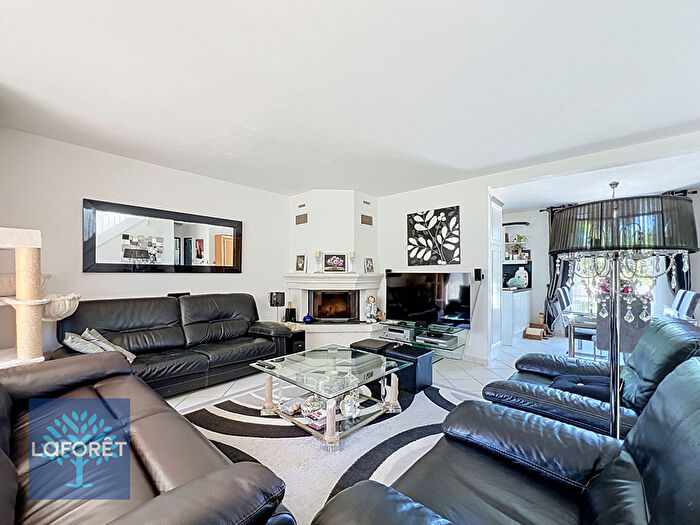 Maison 8 pièces à vendre - Mennecy, Verville, Bois des Mares, Charles de Gaulle