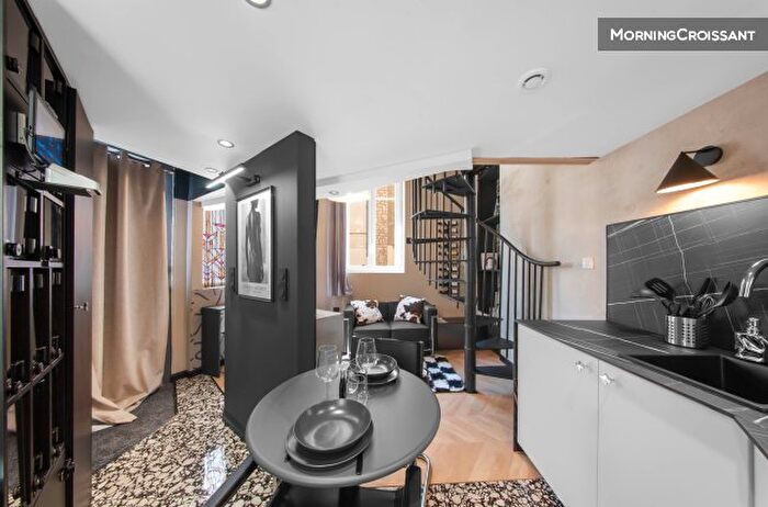 Appartement à louer - Dijon, Centre-ville - 1 pièce