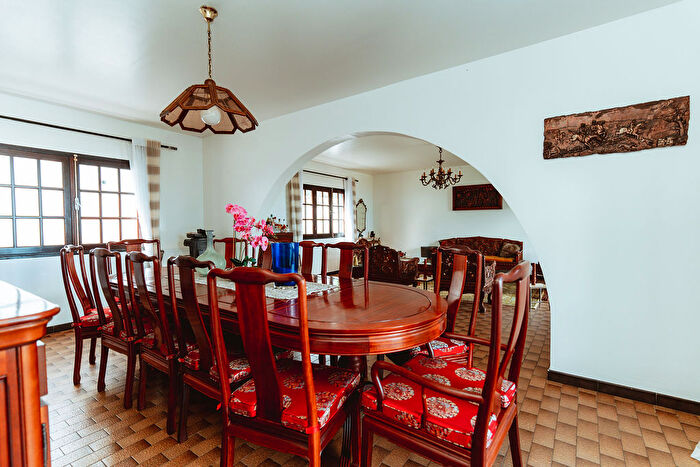 Maison à vendre - Saint-Paul, Bois de Nèfles - 5 pièces - 4 chambres