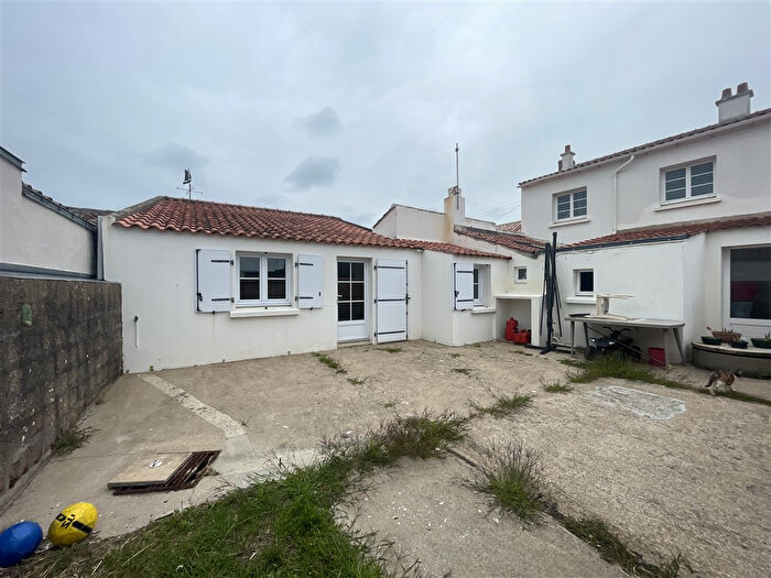 Maison à vendre - Noirmoutier-en-lîle, Centre-ville, Cinq Chemins - 6 pièces - 4 chambres