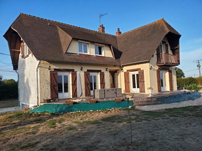 Maison 7 pièces à Condé-sur-Iton, à vendre