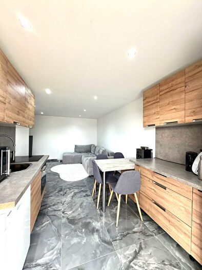 Appartement à vendre - Marseille e , Notre-Dame-Limite - 4 pièces - 3 chambres