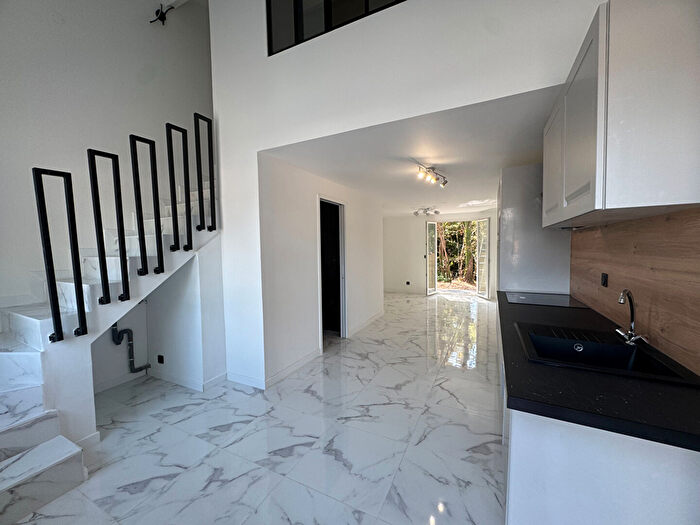 Appartement 3 pièces à louer - Aix-en-Provence, Luynes
