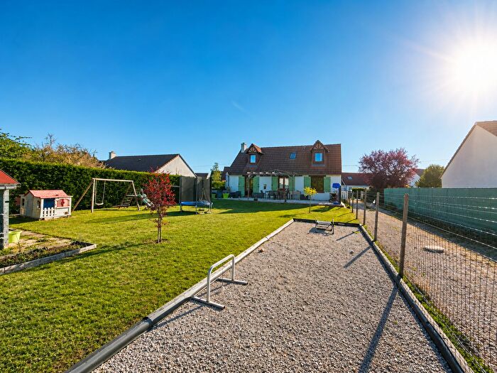 Maison 6 pièces à Sandillon, à vendre
