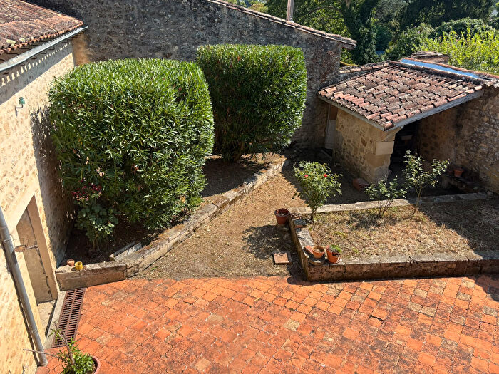 Maison 8 pièces à vendre à Blasimon