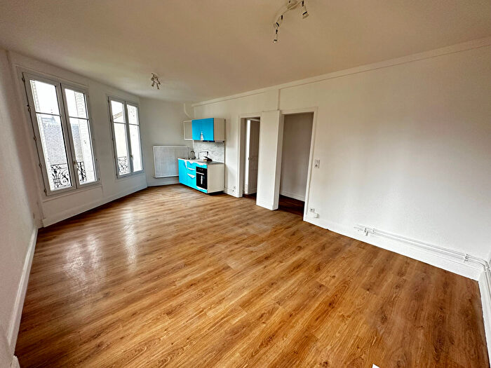 Reims, Centre-ville : Appartement 5 pièces à louer