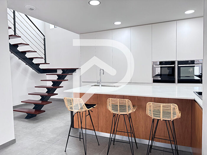 Maison à vendre - Beauvoisin - 6 pièces - 4 chambres