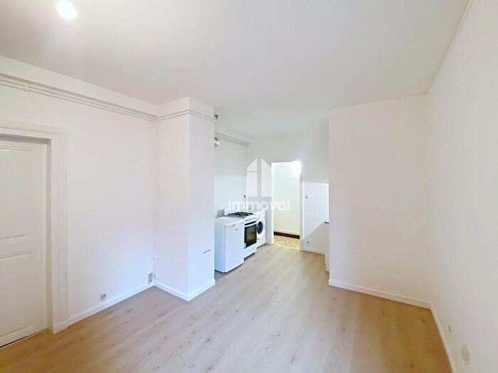 Appartement à louer - Strasbourg, Krutenau - 2 pièces - 1 chambre