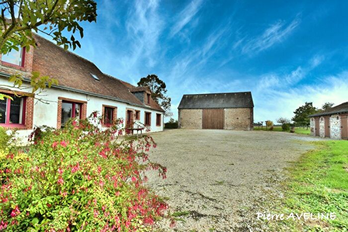 Maison à vendre - Langey - 8 pièces - 6 chambres