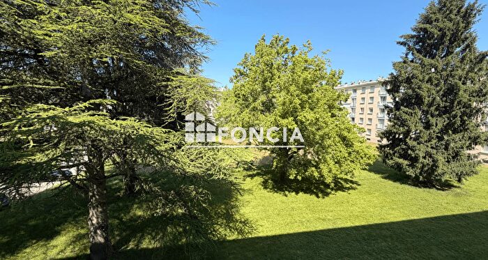 Bourgoin-Jallieu, Champaret, Boussieu : Appartement 4 pièces à vendre