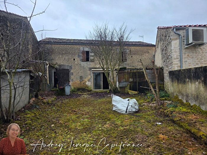 Maison à vendre - Bernay-Saint-Martin - 6 pièces - 2 chambres