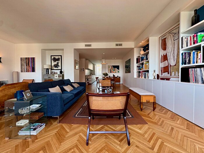 Appartement 5 pièces à vendre à Marseille 8ème, Perier