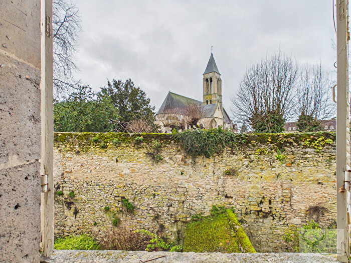Maison à vendre - Senlis, Centre-ville - 9 pièces - 6 chambres