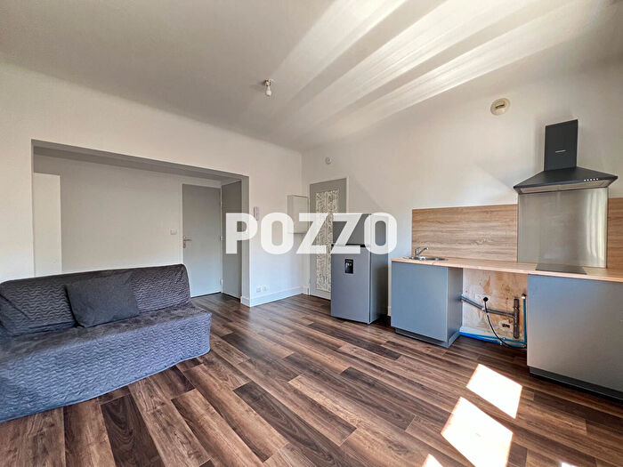 Vire, Centre-ville, Gare - Appartement 2 pièces à louer