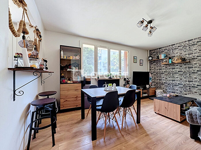 Combs-la-Ville, République - Appartement 3 pièces à vendre
