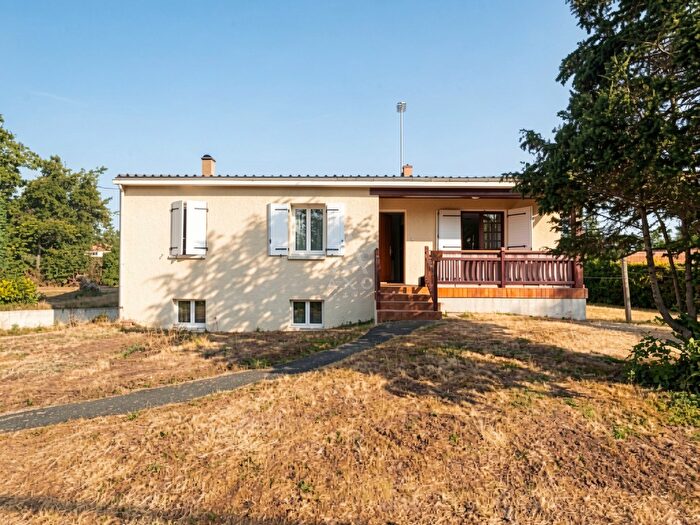 Maison 4 pièces à vendre à Saint-Martin-des-Noyers