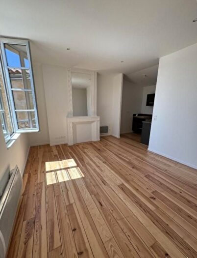 Appartement 2 pièces à Bordeaux, Capucins, Saint-Michel, à louer