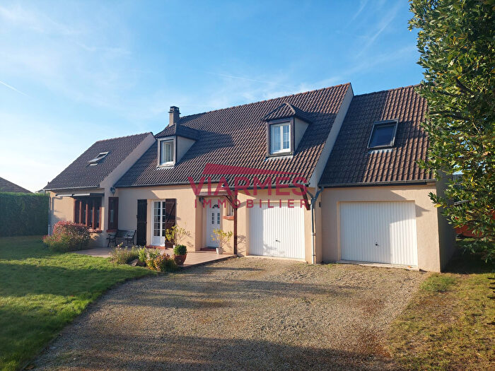 Maison à vendre - Viarmes - 6 pièces - 4 chambres