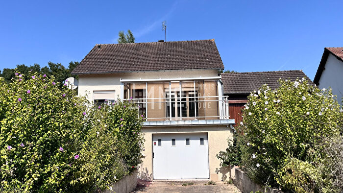 Maison à vendre - Lavenay - 4 pièces - 3 chambres