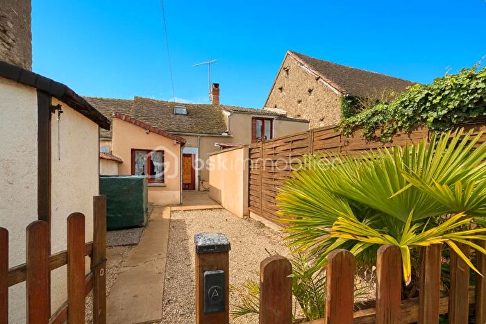 Maison à vendre - Flogny-la-Chapelle - 4 pièces - 2 chambres