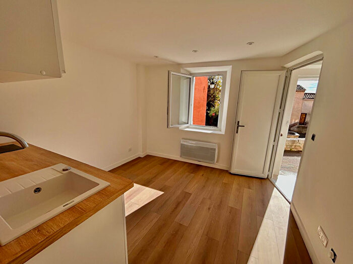 Appartement à louer - Peymeinade - 1 pièce - 1 chambre