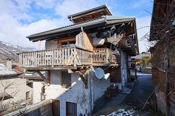 Maisons à vendre et appartements à louer - 3