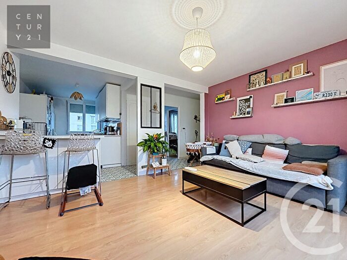 Appartement à vendre - Troyes, Saint-Martin - 3 pièces - 2 chambres