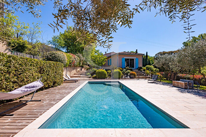 Maison à vendre - Mazan - 6 pièces - 5 chambres