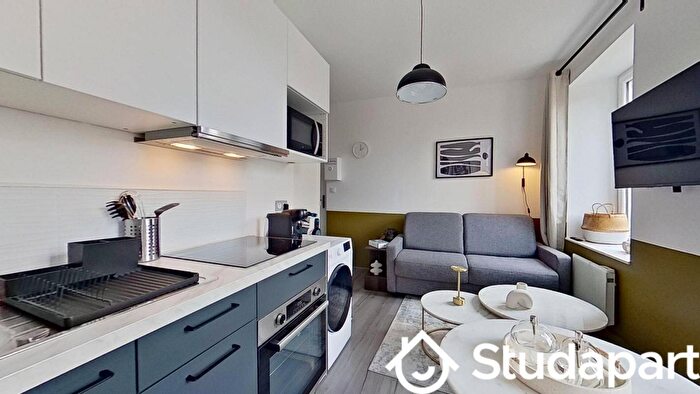 Appartement à louer - Quatre Moulins, Brest - 1 pièce - 1 chambre