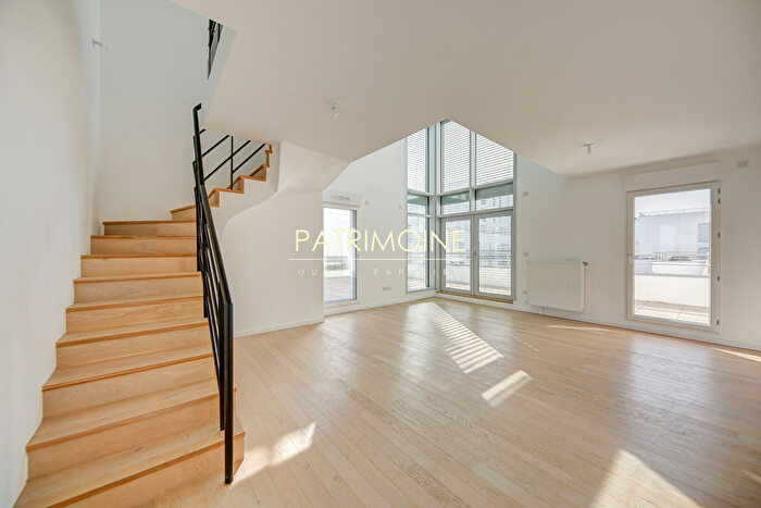 Appartement à louer - Rueil-Malmaison, Coteaux - 6 pièces - 4 chambres