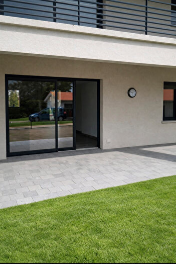 Appartement à louer - Saint-Bonnet-les-Oules - 3 pièces - 2 chambres