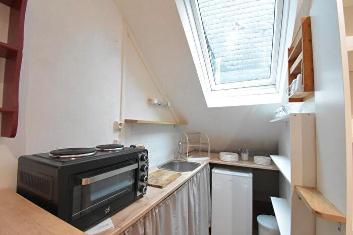 Appartement à louer - Le Mans, Leclerc, Courboulay - 1 pièce