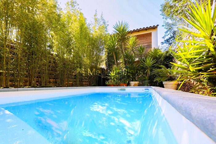 Maison à vendre - Canet - 6 pièces - 5 chambres