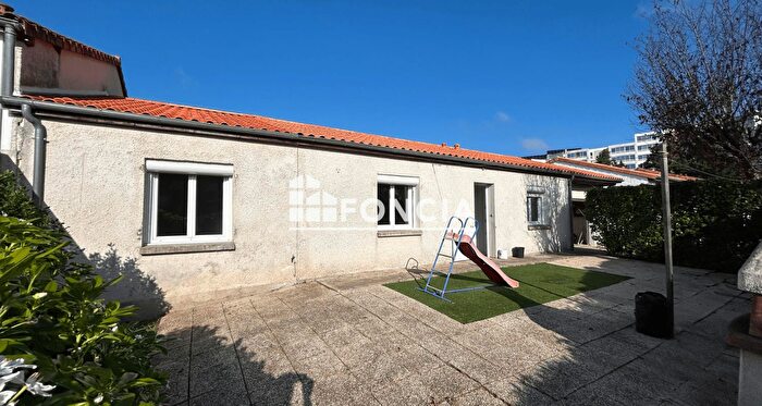 Maison à vendre - Poitiers, Beaulieu - 6 pièces - 4 chambres