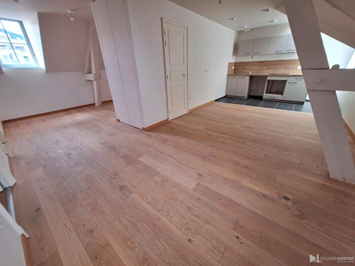 Chamalières, Hauteurs de Chamalières, Les Savarounes : Appartement 3 pièces à louer