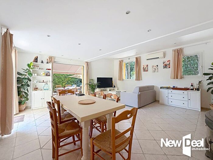 Maison 4 pièces à Montauroux, à vendre