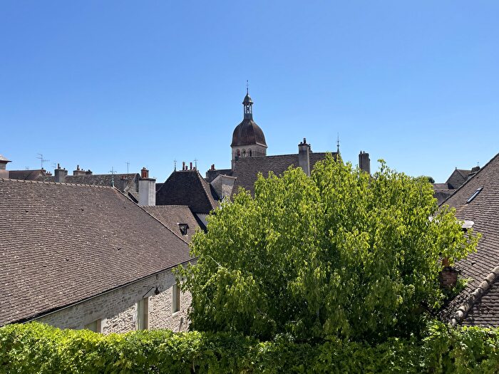 Appartement à vendre - Beaune, Centre-ville - 5 pièces - 4 chambres