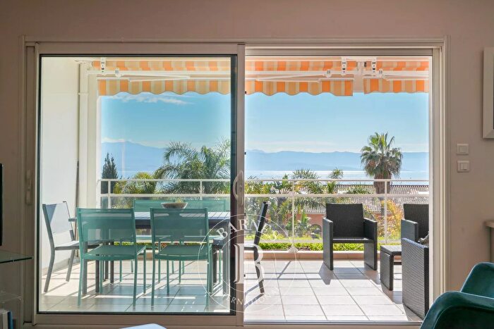 Appartement à vendre - Ajaccio - 4 pièces - 3 chambres