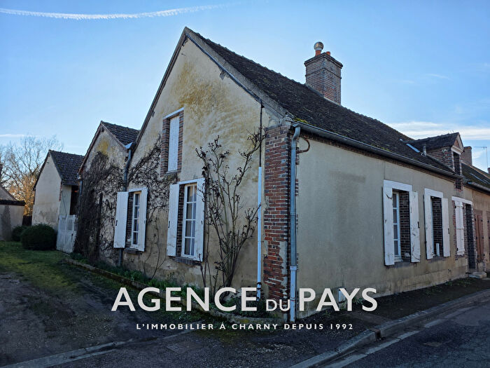 Maison à vendre - Prunoy - 4 pièces - 3 chambres