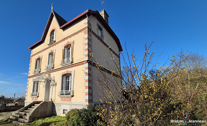 Maison à vendre - Lassay-les-Châteaux - 6 pièces - 4 chambres